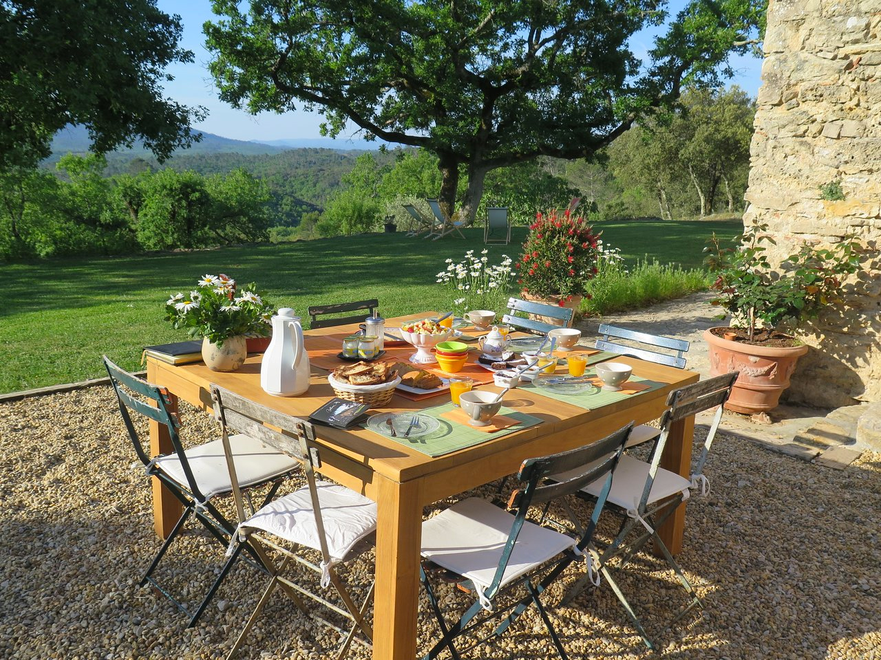 Cum sa-ti construiesti terasa. 10 idei de terase clasice si moderne ...