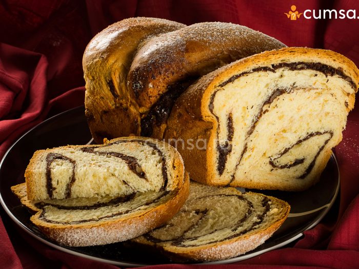 Cum sa faci babka. Reteta originala de cozonac insiropat - cumsa.ro