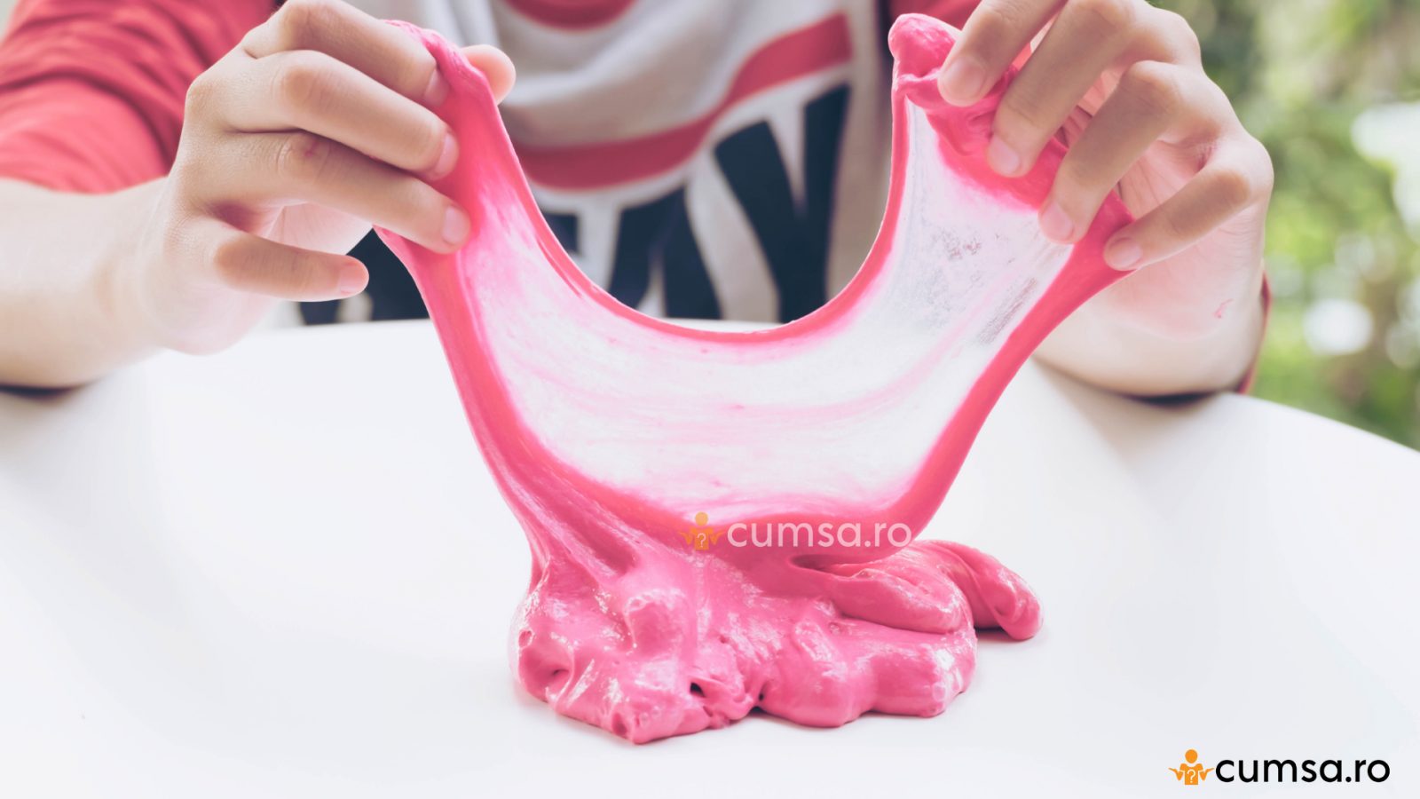 Cum sa faci slime. Ce ingrediente ai nevoie sa faci jucaria preferata a ...