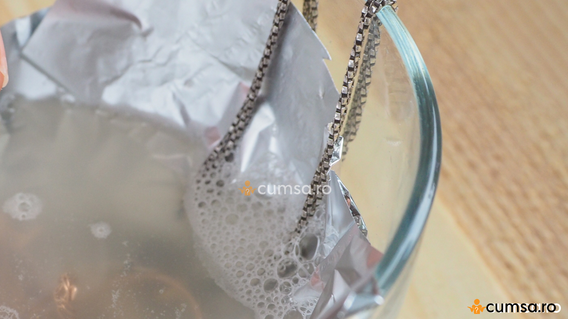 Cum sa cureti bijuteriile din argint. 7 metode pe care sa le folosesti ...