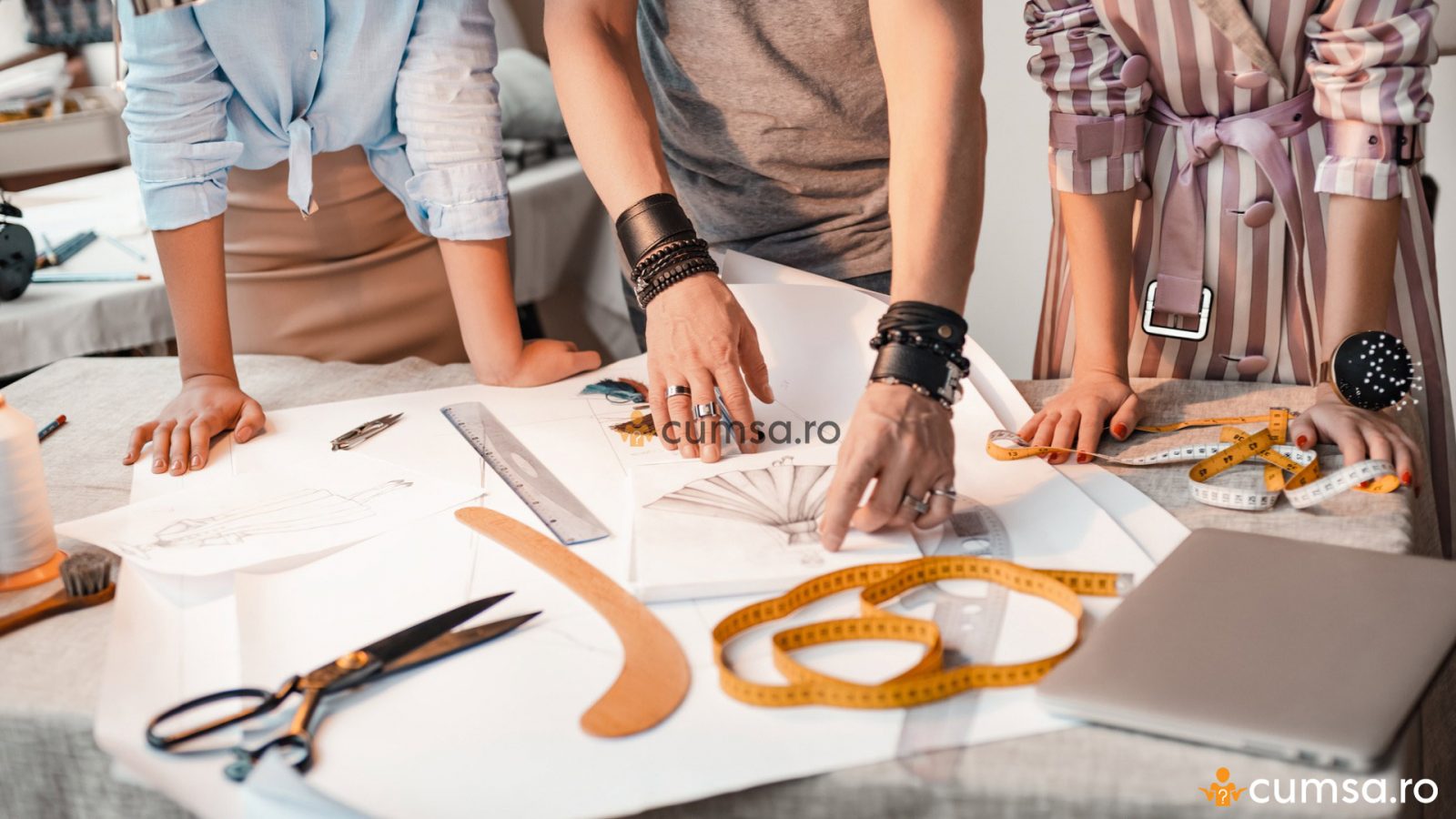 Cum sa devii designer vestimentar. Studii necesare, abilitati, salariu ...