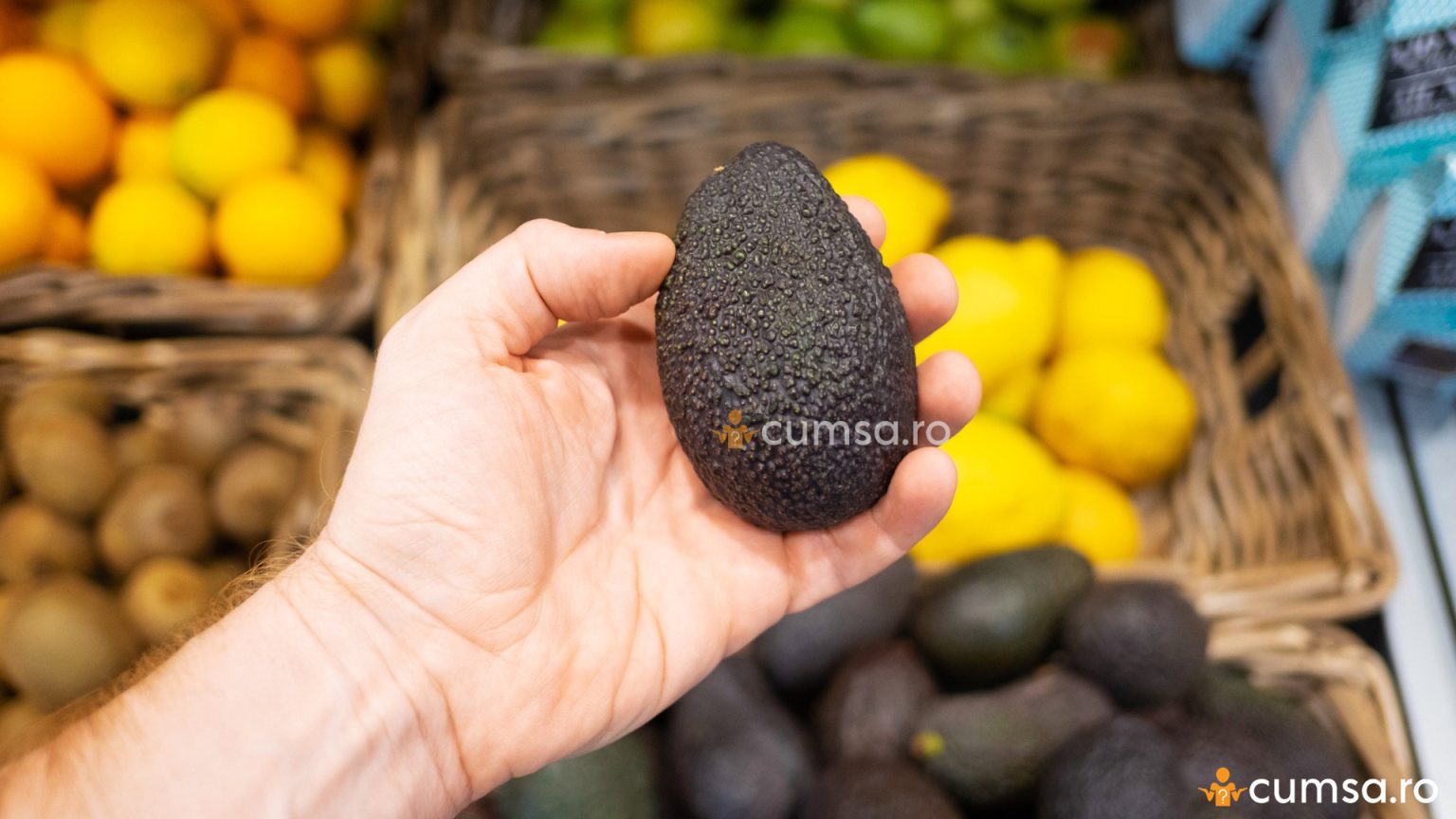 Cum sa alegi un avocado copt. Ce culoare are si cum arata - cumsa.ro
