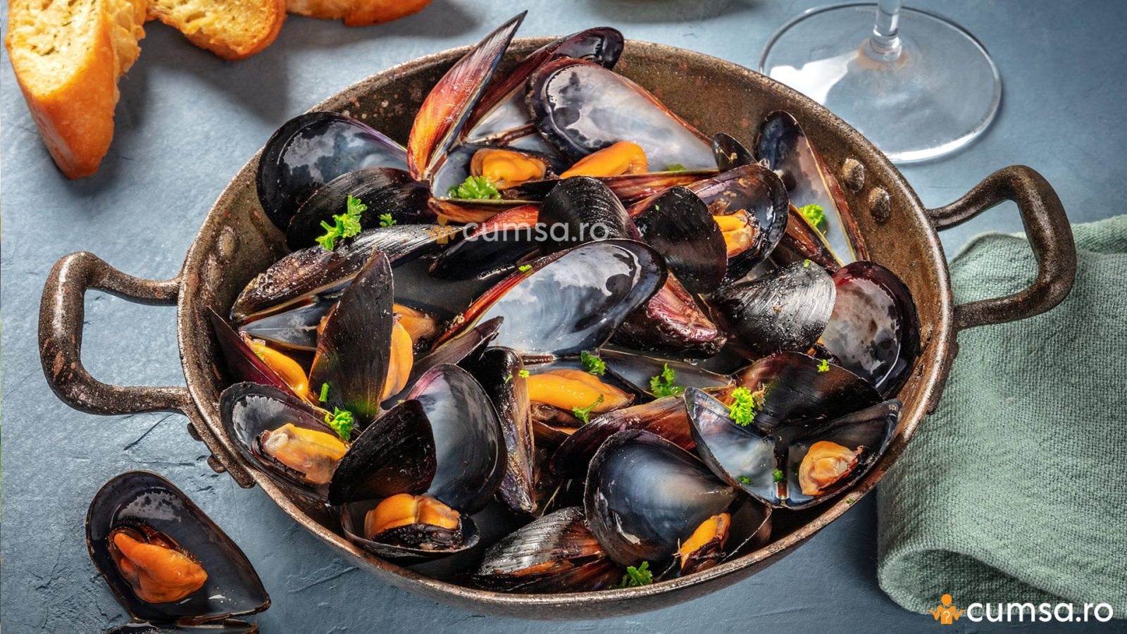 Midii in sos de vin. Cum sa le prepari ca un adevarat chef - cumsa.ro