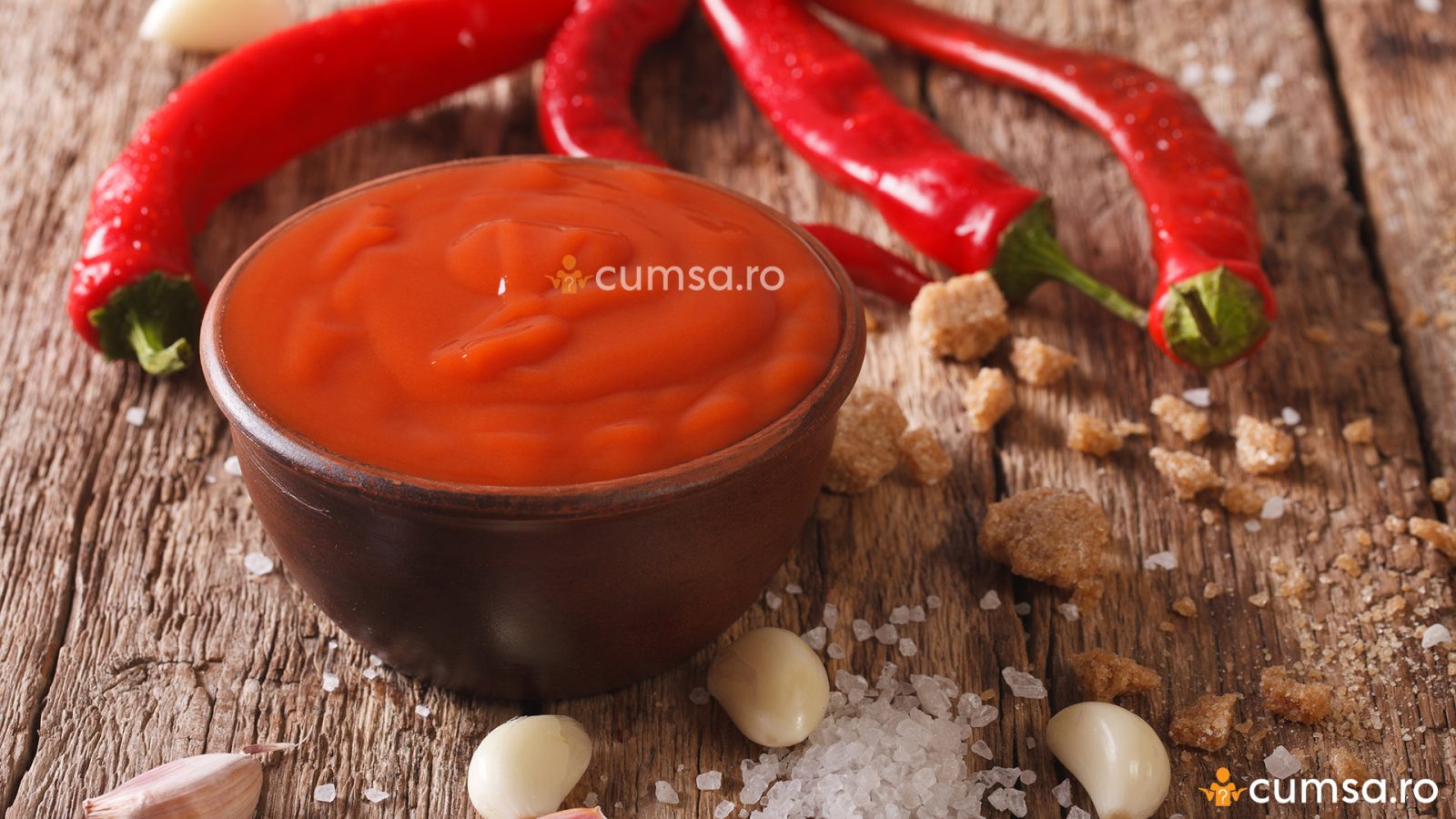 Cum sa faci sos sriracha la tine acasa. Reteta si lista de ingrediente ...