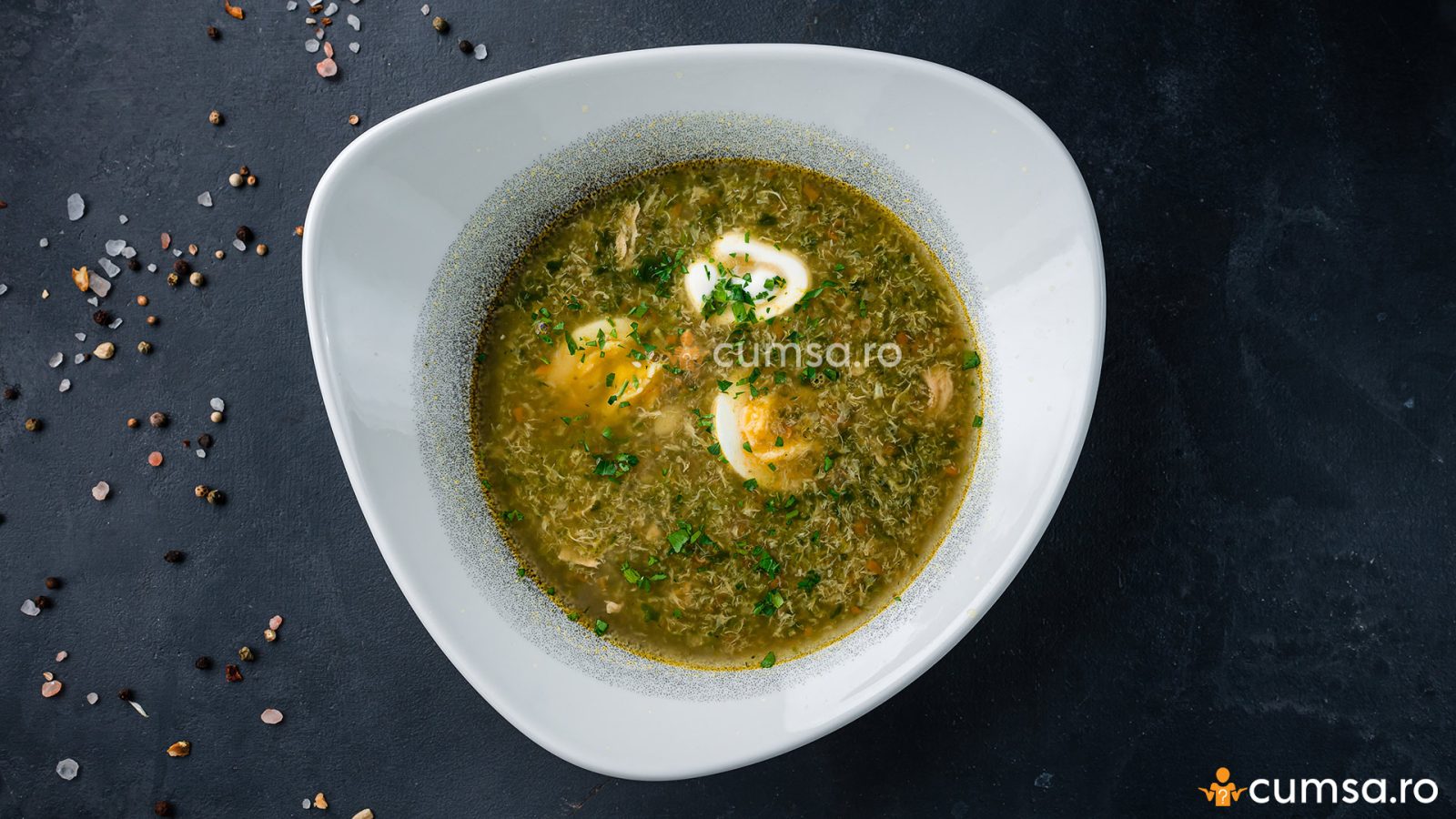 Cum sa faci ciorba de macris. Reteta cu afumatura si ou - cumsa.ro