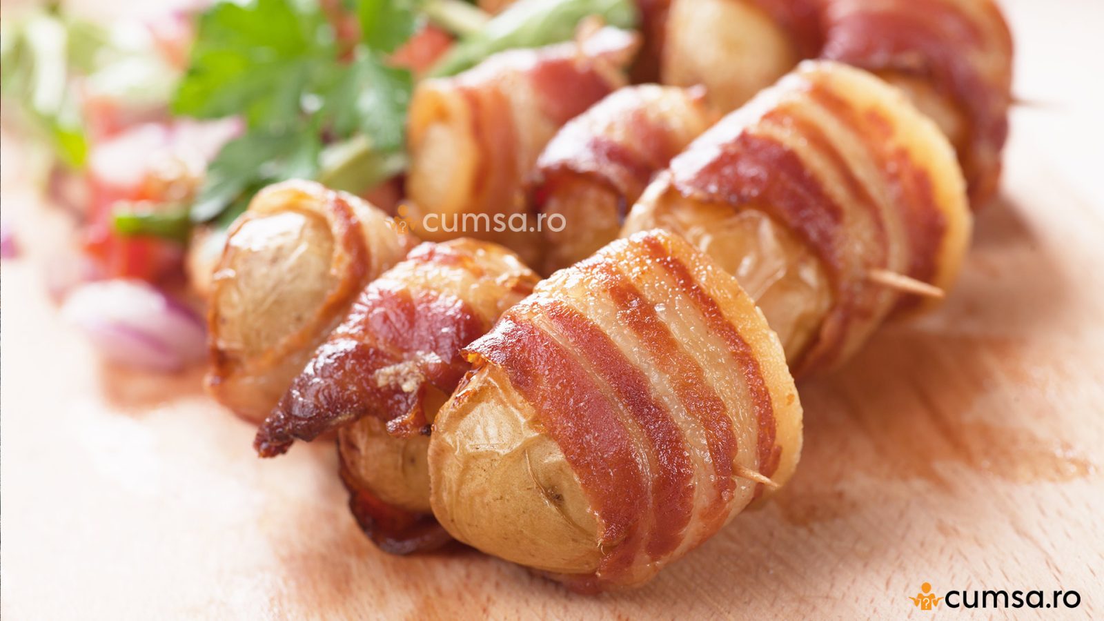 Cartofi inveliti in bacon. Cum sa ii prepari si de ce ingrediente ai ...