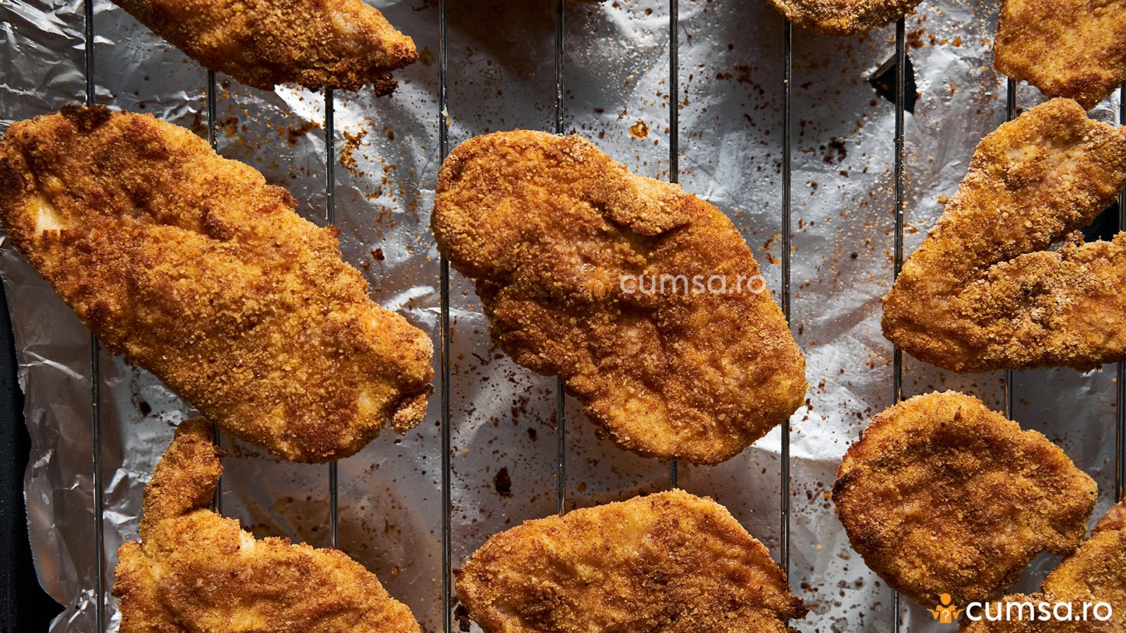 Snitele de porc la cuptor. Cum sa le pregatesti pentru a iesi crocante ...