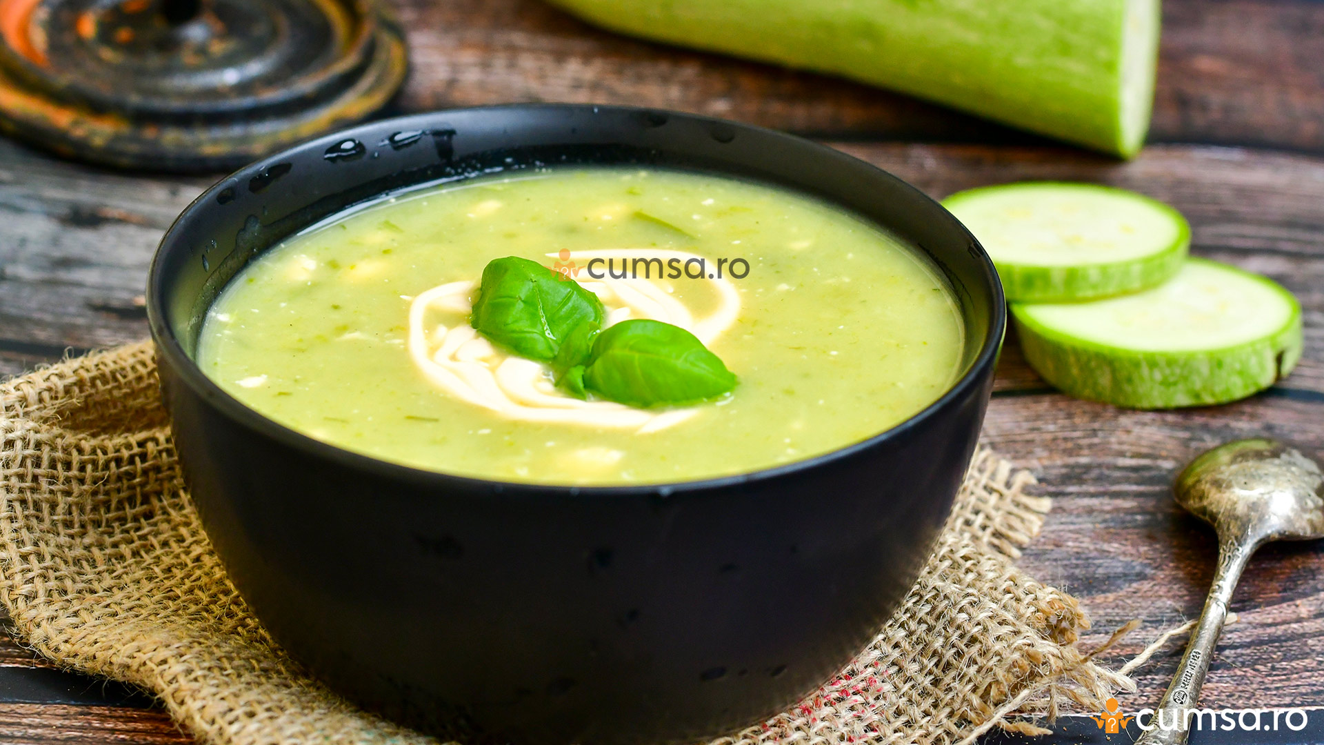 Supa crema de dovlecel. Cum sa o prepari si care este reteta - cumsa.ro