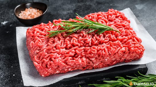Carne tocata stricata. Cum sa iti dai seama daca nu mai e buna de ...