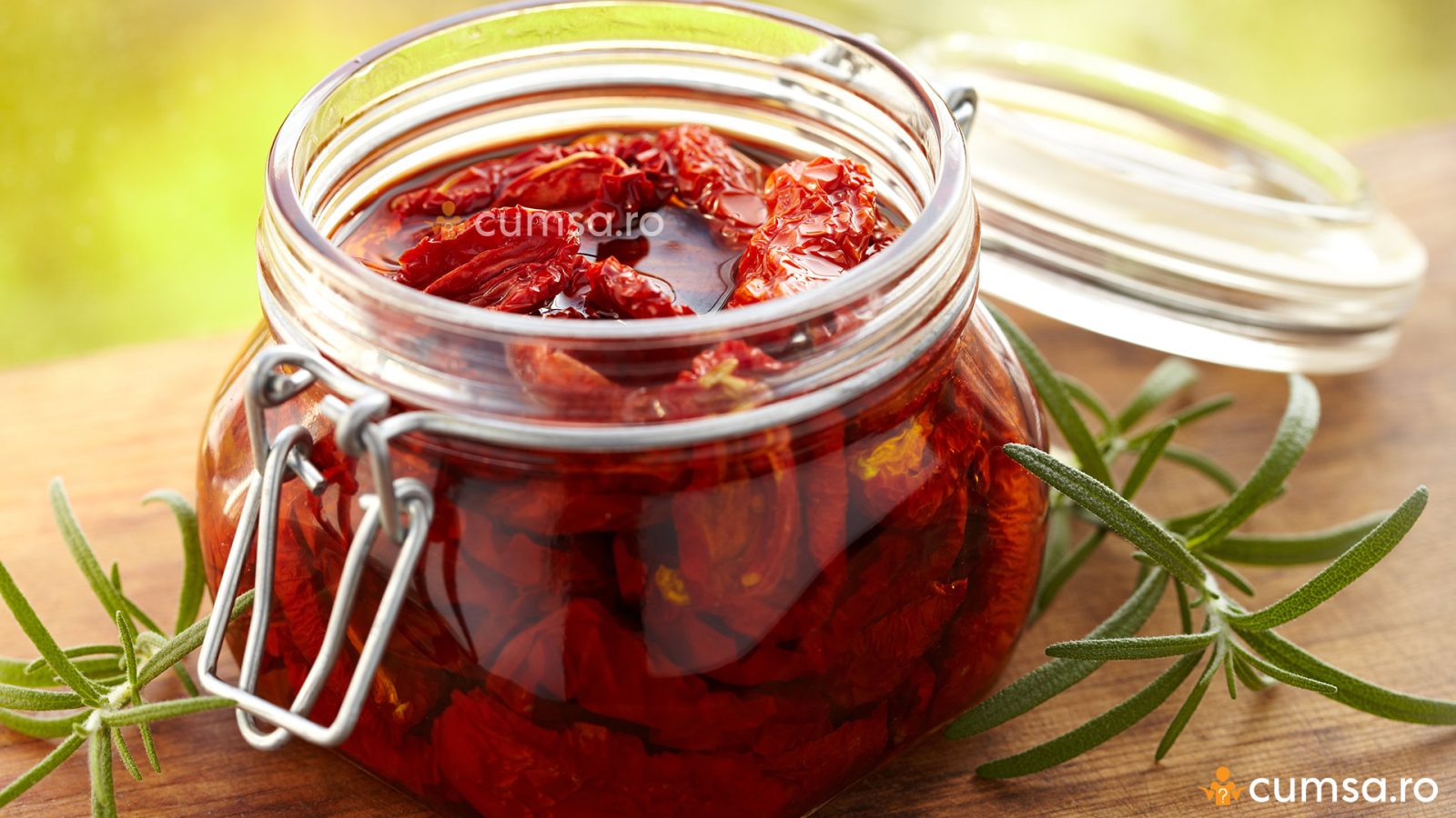 Cum sa faci rosii uscate in ulei de masline. Reteta si ingrediente ...