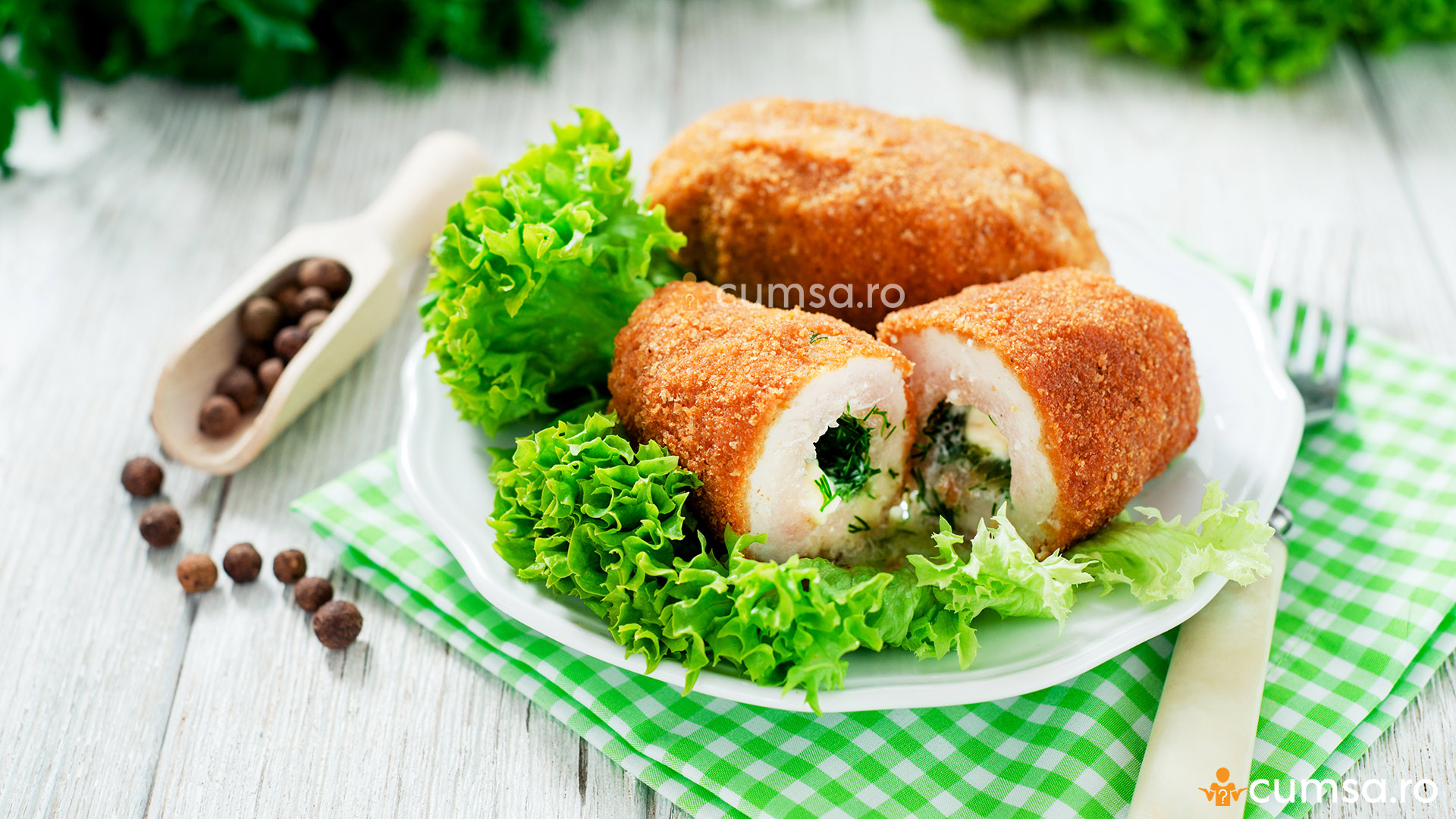 Reteta piept de pui Kiev. Cum sa prepari acest fel de mancare - cumsa.ro