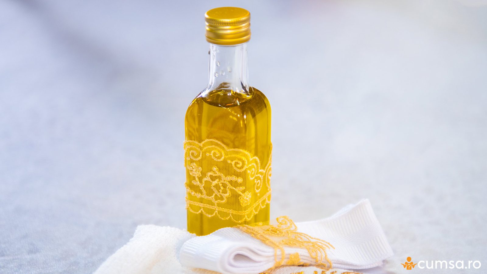 Ce se face cu uleiul de la sfintirea casei. Cum sa il folosesti dupa ...